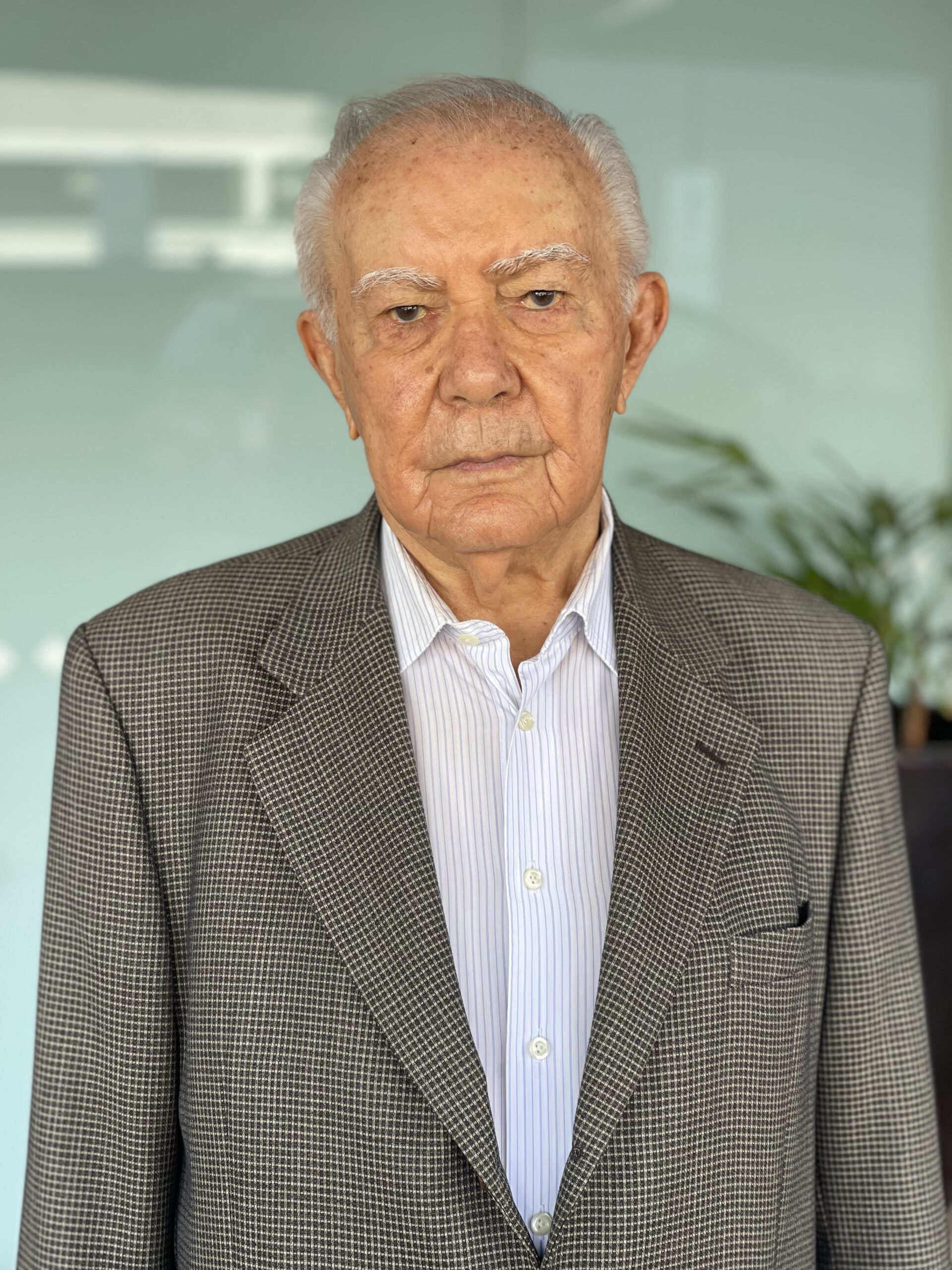 Lenda da Medicina: A Jornada de Dr. Francisco Pinheiro Rocha